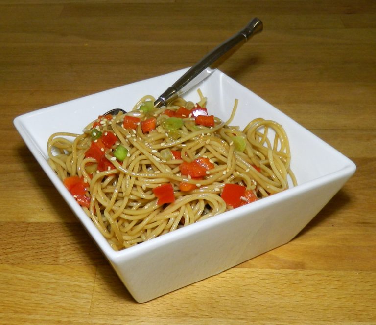 Sesame Noodle Salad – EATtheENEMY