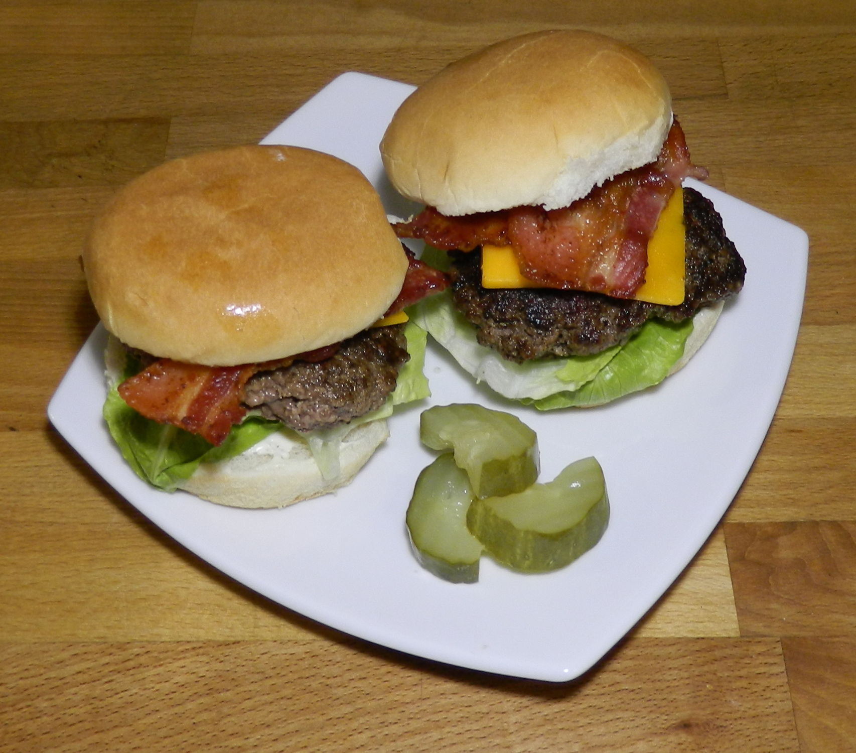 Zip’s Burger – EATtheENEMY